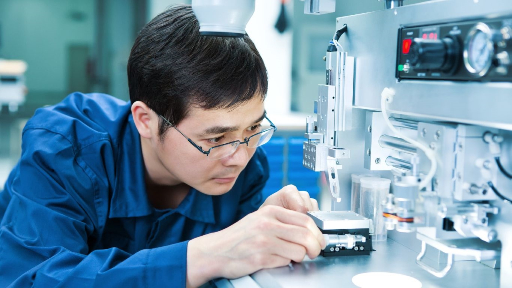 What Makes a Great Service Engineer in Today’s Analytical ...